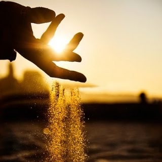 Os aseguro que si el grano de trigo no cae en tierra y muere, queda ...